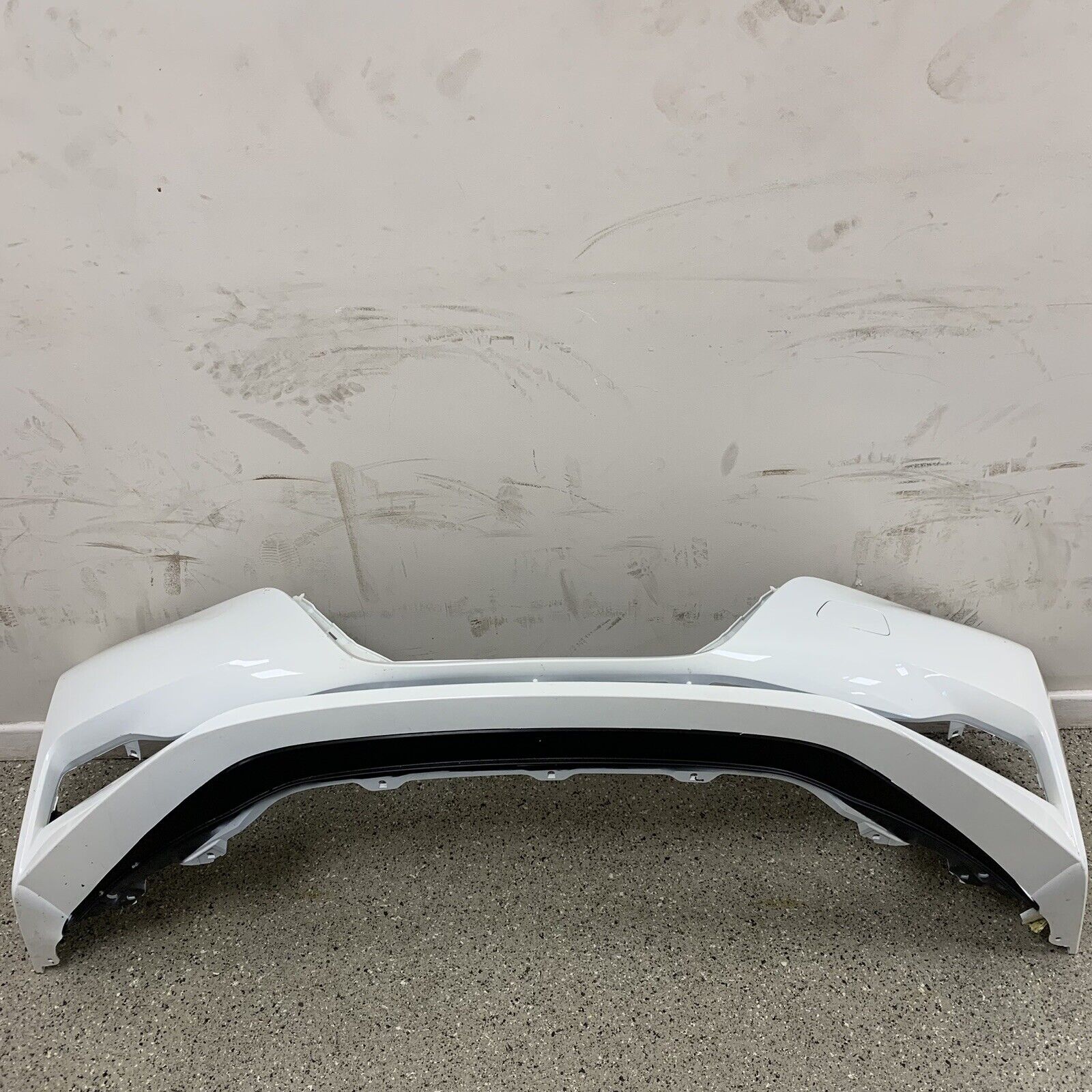 GENUINE NISSAN LEAF FRONT BUMPER – Discount Prestige Car Parts